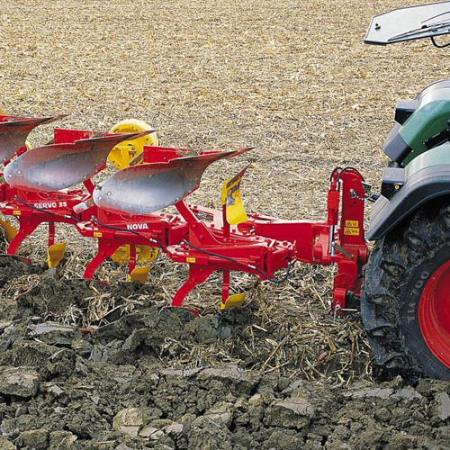 Pflug oder Grubber? Das ist hier die Frage! | Industrieverband Agrar